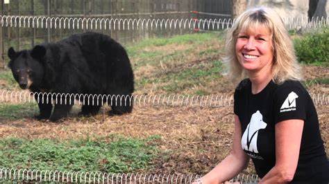 Unsung Heroes: Women In Conservation: Jill Robinson (Born May 5, 1958 ...